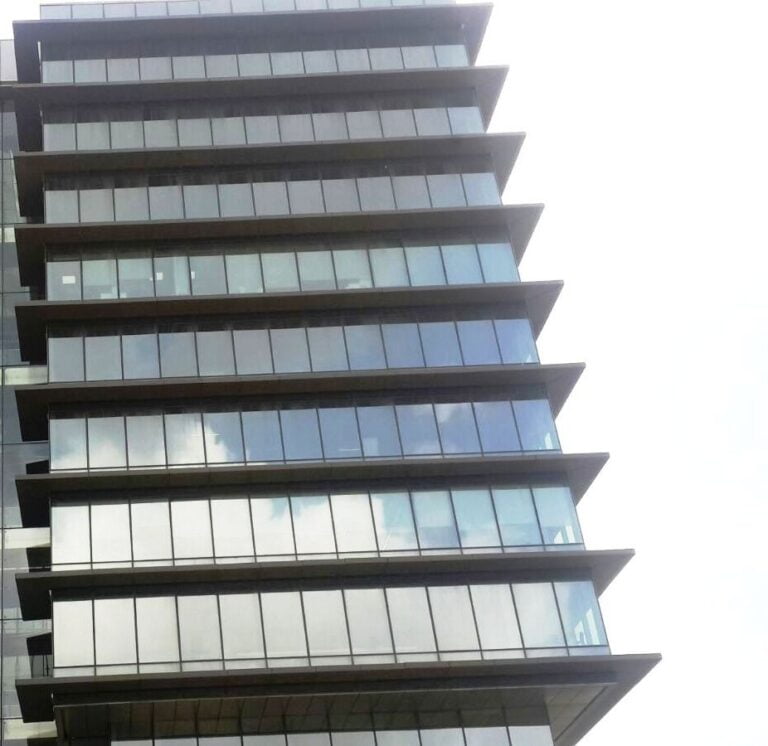 Unitised Curtain Wall – aluplex